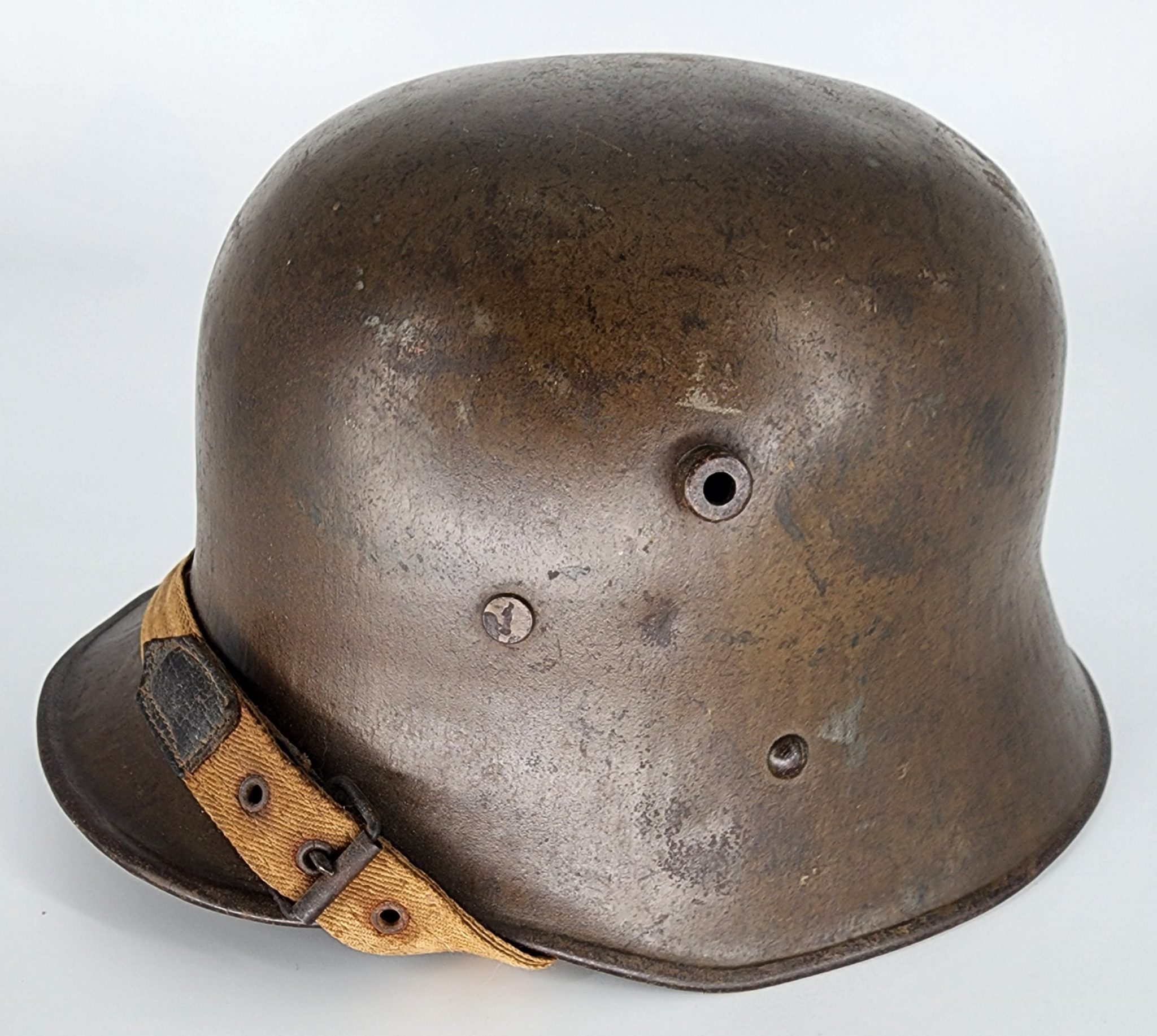 WWI German Steel Helmet / Stahlhelm - Stahlhelms