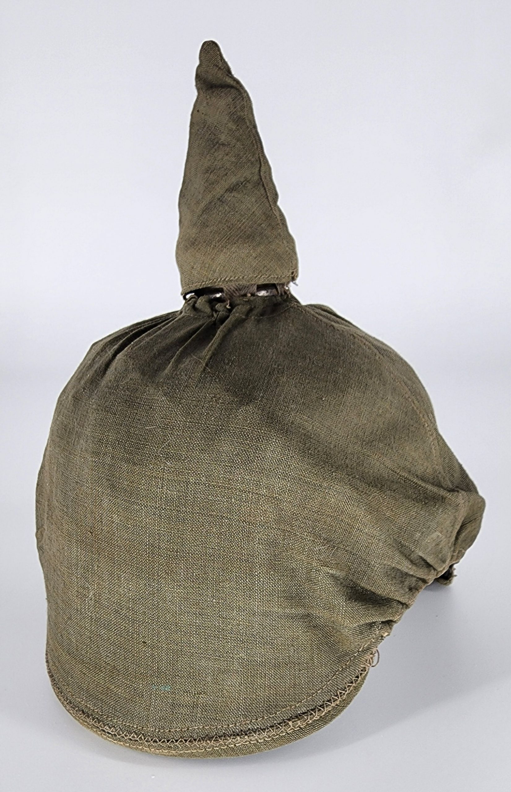 WWI German Pickelhaube / Spiked Helmets & Headgear - Stahlhelms