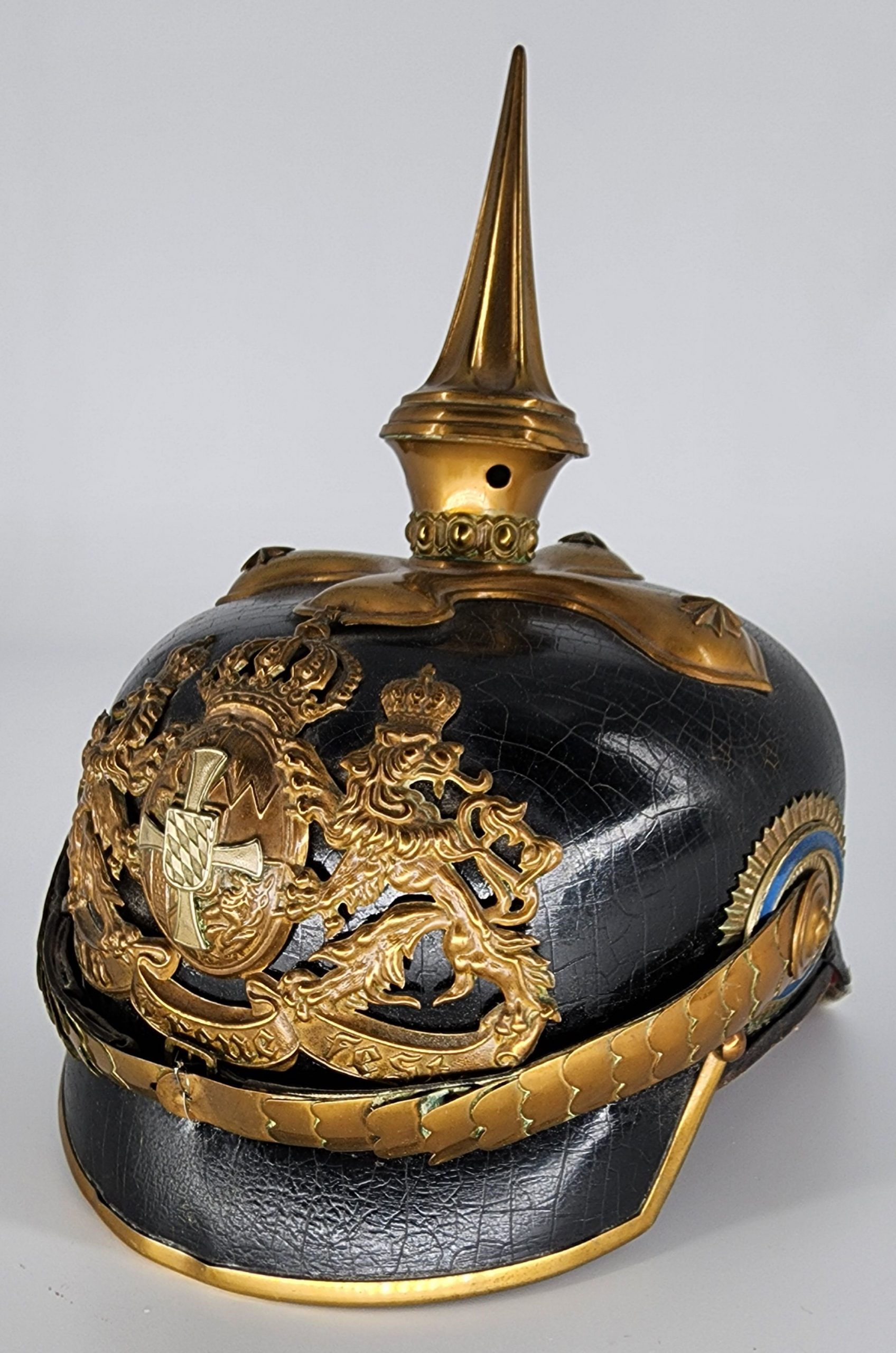 WWI German Pickelhaube / Spiked Helmets & Headgear - Stahlhelms